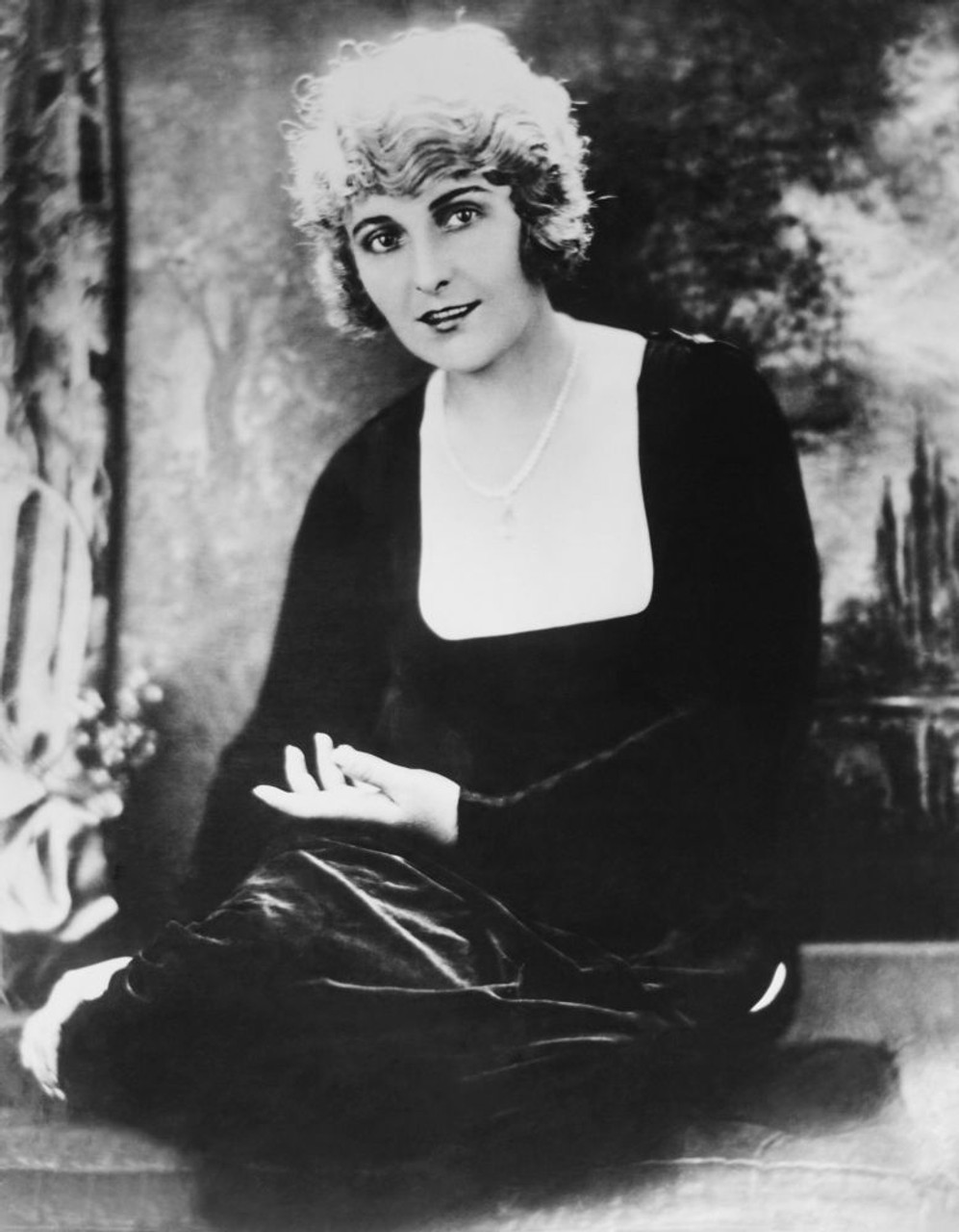The Perils Of Pauline Pearl White 1914 Poster Print Posterazzi