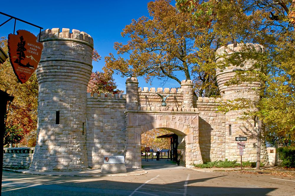 Point Park Gate 2 Poster Print - Rachel Lee - Posterazzi