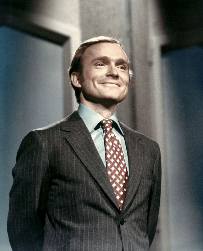 The Dick Cavett Show, Dick Cavett, 1968-72 Poster Print - Posterazzi
