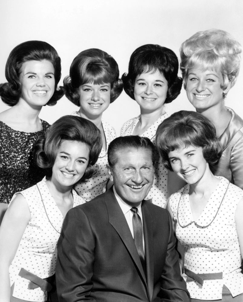 The Lawrence Welk Show,, Barbara Boylan, Janet Lennon, Peggy Lennon, Jo Ann Castle,, Kathy ...