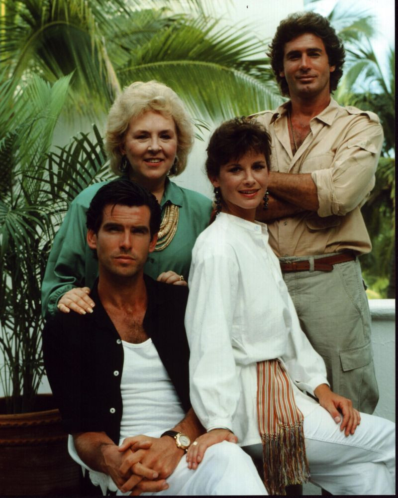 Pierce Brosnan, Stephanie Zimbalist, Doris Roberts, And Jack Scalia Posed For Remington Steele ...