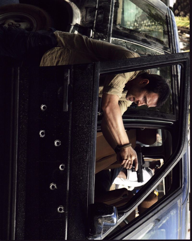 Sullivan Stapleton With Gun In Strike Back Photo Print - Item ...