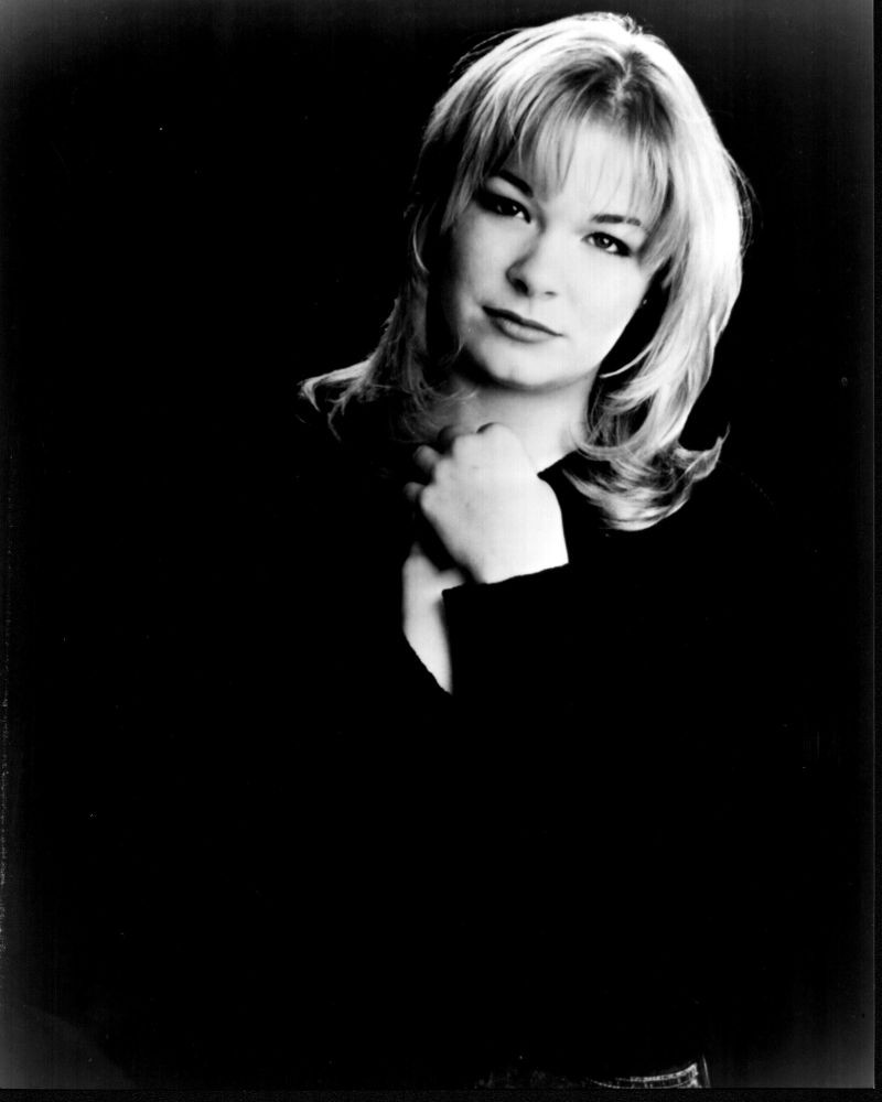 Leann Rimes Black And White Photo Print - Item # MVM58377 - Posterazzi