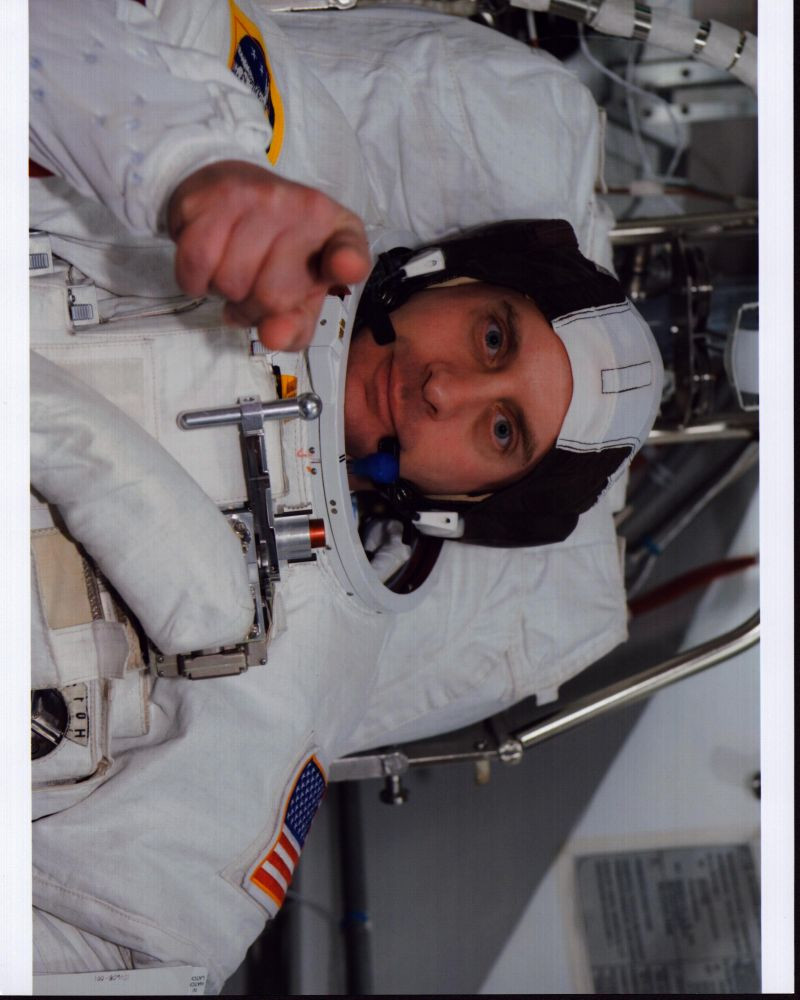 Garrett Reisman Pointing In Astronaut Gear Photo Print - Item ...