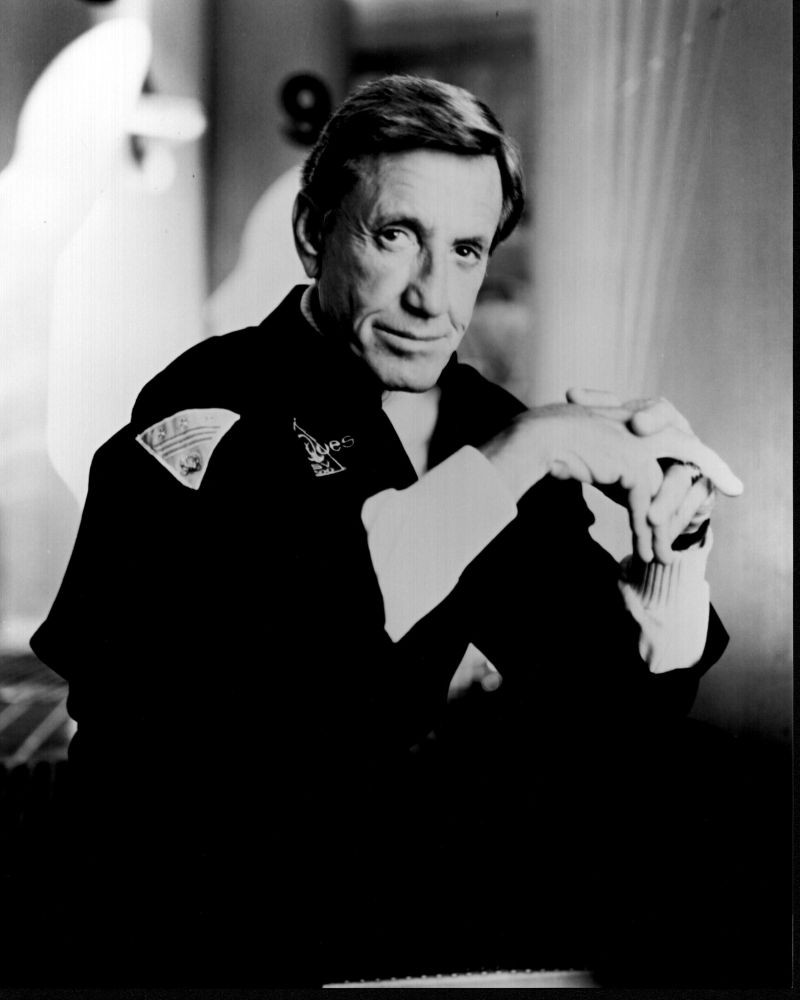 Roy Scheider Posed In Uniform For Seaquest 2032 Black And White Photo ...