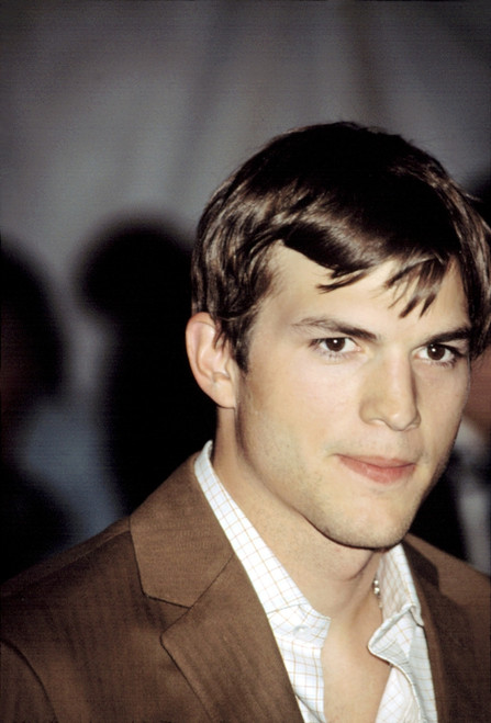 Ashton Kutcher At Metropolitan Museum Of Art Goddess Gala, Ny 4282003 ...
