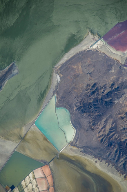 Satellite view of salt evaporation ponds at Great Salt Lake, Utah, USA ...