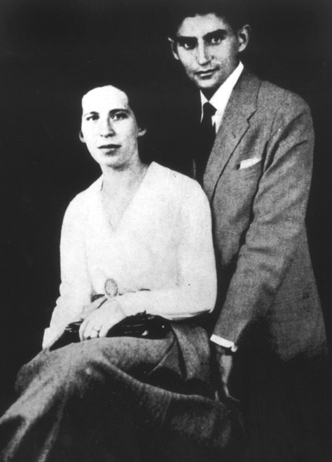 Franz Kafka W/ Fiance. /Nkafka With His First Fiance, Felice Bauer ...