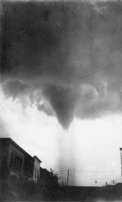 Nebraska: Tornado, 1911. /Na Tornado Cloud Above Alliance, Nebraska On ...