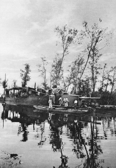 World War I: Armed Barge. /Na French Barge Armed With Cannons To Deter ...