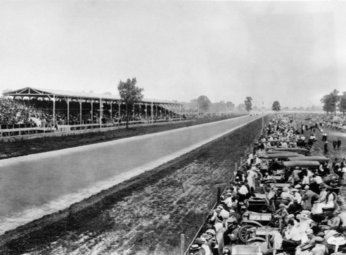 The First Indianapolis 500 At The Indianapolis Motor Speedway On May 30 ...