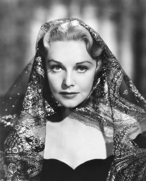 Madeleine Carroll Portrait - Item # VAREVCPBDMACAEC106 - Posterazzi