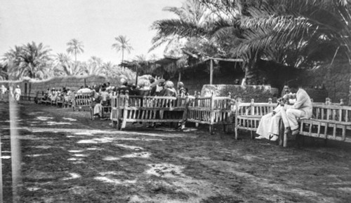 World War One photographs in Iraq (Mesopotamia). British Royal ...