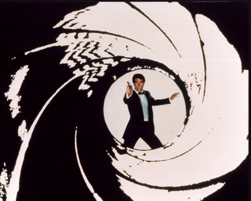 Timothy Dalton As James Bond Gun Barrel Shot Photo Print (8 x 10 ...