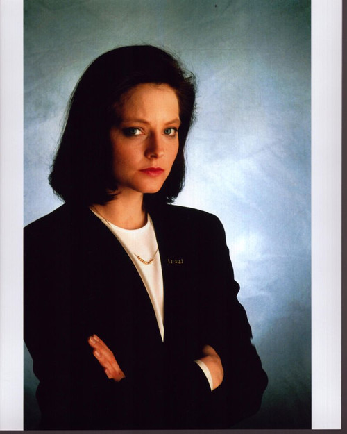 Jodie Foster In Suit With Arms Crossed For The Silence Of The Lambs ...