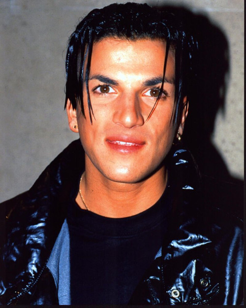 Peter Andre In Black Puffy Jacket Photo Print (8 x 10) - Posterazzi