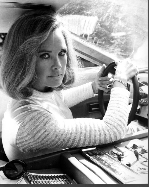 Wanda Ventham In Car Black And White Photo Print (8 x 10) - Posterazzi