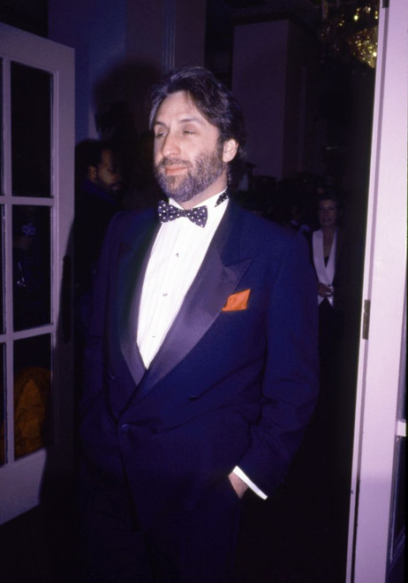 Actor Ron Silver at event honoring playwrite Neil Simon as the Friars ...