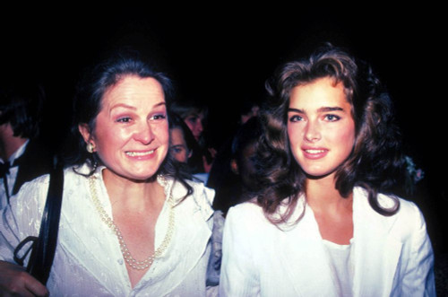 Brooke Shields, mother Teri Shields 1982, Photo by Adam Scull (Brooke ...