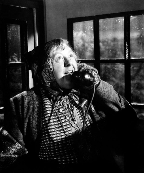 Blithe Spirit, Margaret Rutherford, 1945 Poster Print - Posterazzi