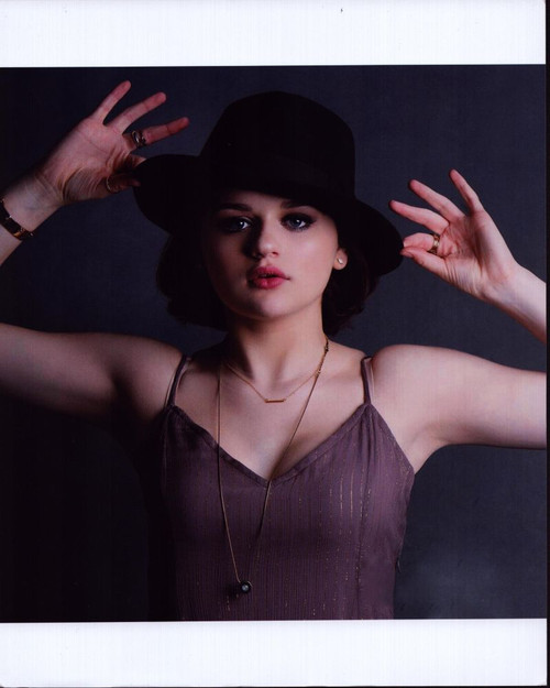 Joey King In Tank Top Holding Hat Photo Print - Item # MVM58660 ...