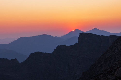Sunset in the Rockies Poster Print - Ken Archer - Posterazzi