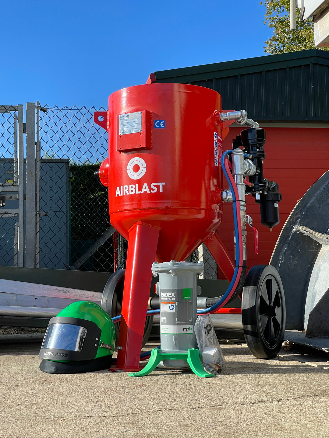 100 Litre Redline Blast Pot | Airblast Eurospray Direct