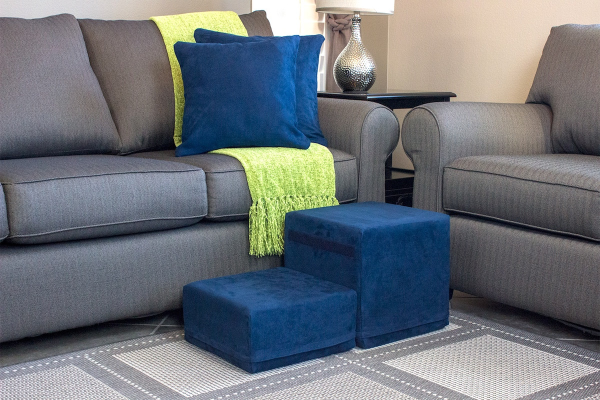 Doggie Steps – USA Made Royal Ramps