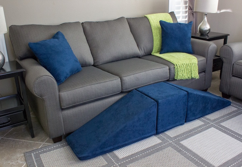 Royal Ramps Two-Sided Ramp With Landing (14" Tall) - Royal Ramps