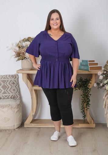 Plus Size Stretch Denim Black Fray Capris | Curvaceous Australia