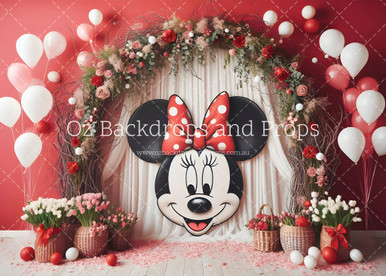 Minnie Mouse Loves Red - Oz Backdrops & Props