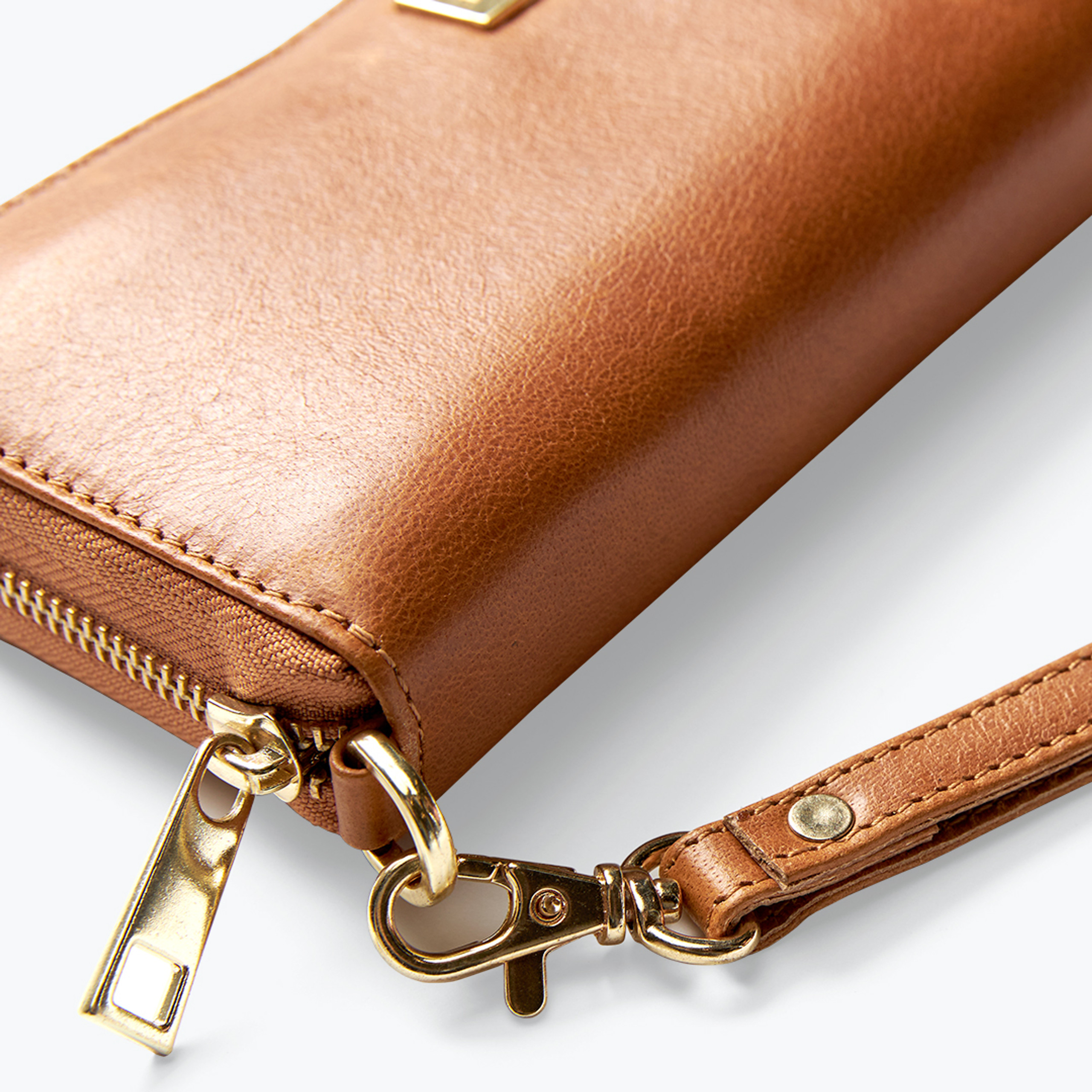 Rachel Cruze Wallet in Camel