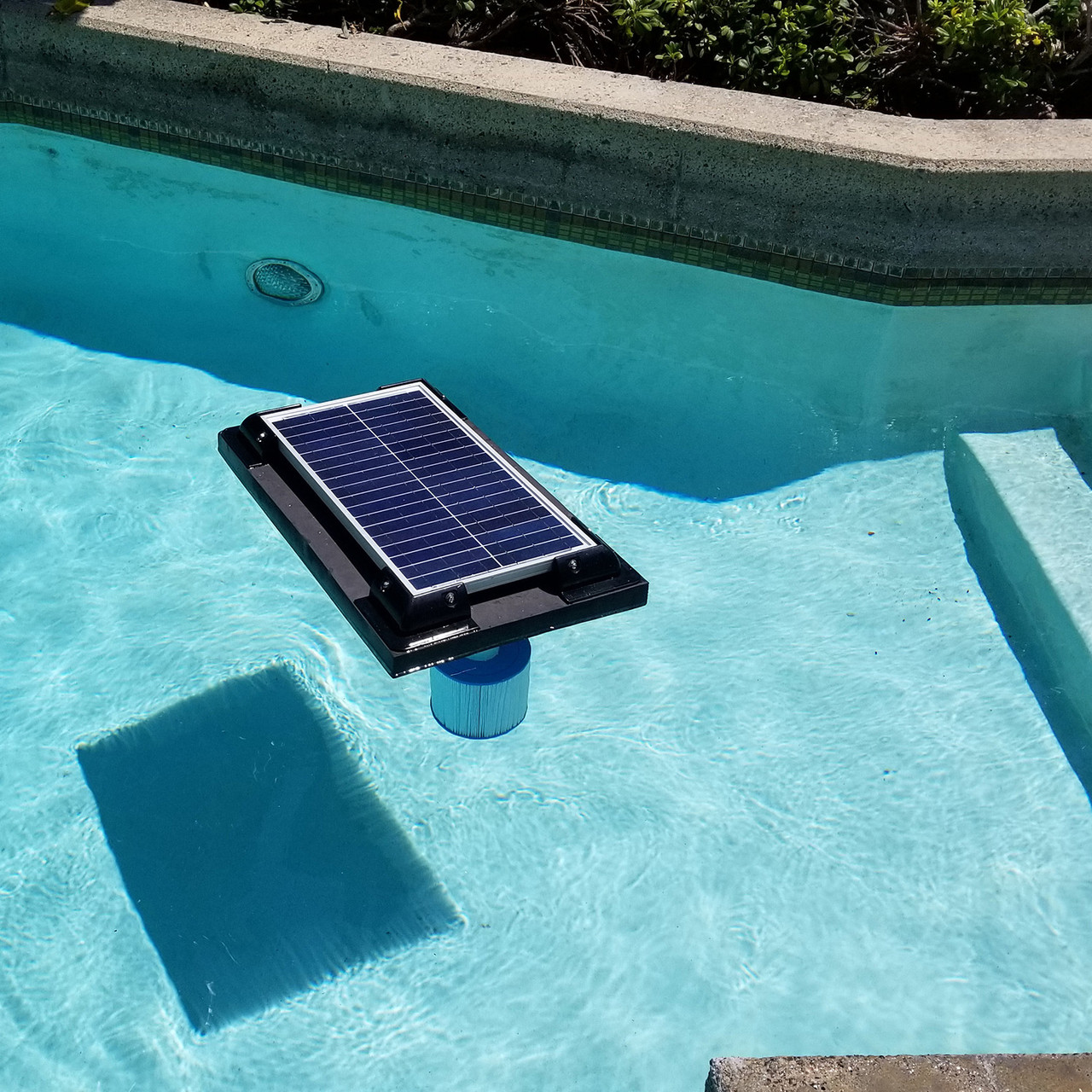 Savior 5,000 Gallon Pool or Spa 30-watt Solar Pump and Filter System ...