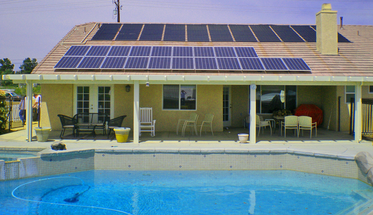 SunRay Solar Powered Commercial DC Pool Pump Systems - NaturalCurrent.com