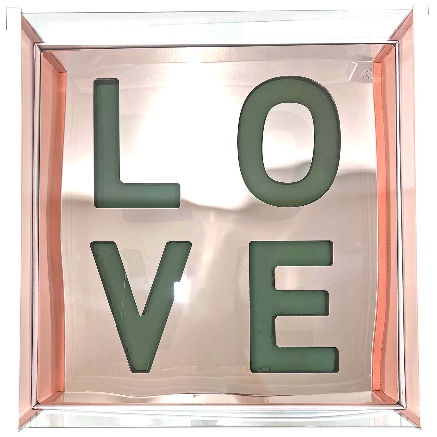 Ultra Luxury Love Floral Gift Box with Fresh Foam - Pink - LO Florist ...
