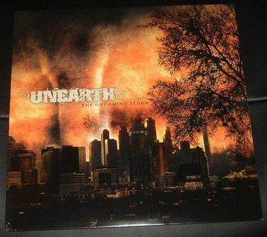 Unearth – The Oncoming Storm (LP used US 2004 NM/VG+)