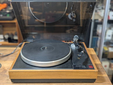 Heybrook TT2 Turntable with Benz MC20E2 Cartridge - Walnut Base and ...