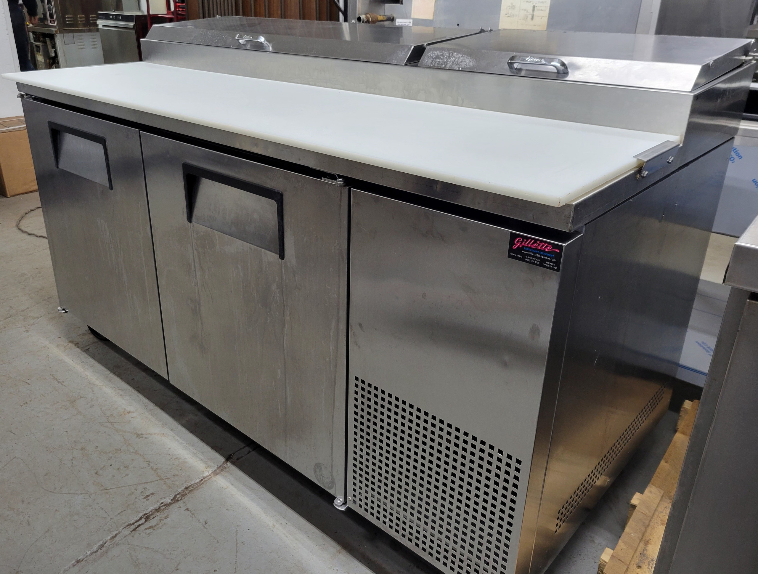 Products - PIZZA EQUIPMENT - Refrigerated Pizza Prep Tables - Gillette ...