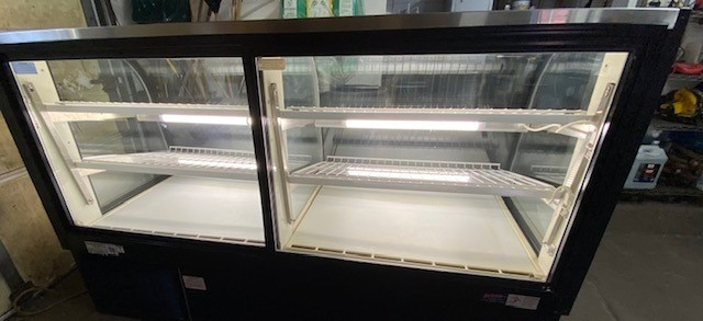 FEDERAL 6' DELI CASE (LHW902) - Gillette Restaurant Equipment