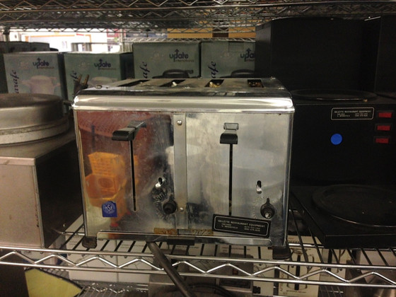 TOASTMASTER 1D2 TOASTER - Gillette Restaurant Equipment