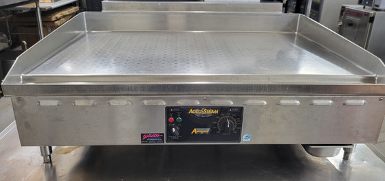 ACCU-STEAM 4' THERMOSTATIC GRIDDLE (DLW821) NAT - Gillette Restaurant ...
