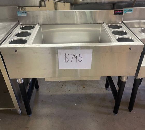 ICE BIN WITH COLD PLATE 7 CIRCUIT - Gillette Restaurant Equipment