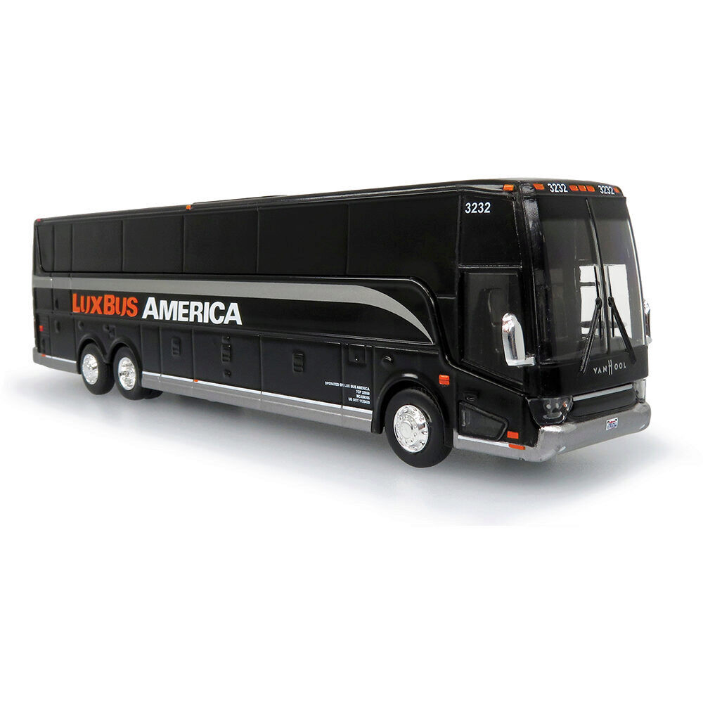 1935 Mack BK Coach: Trailways Diecast Model Bus | Iconic Replicas