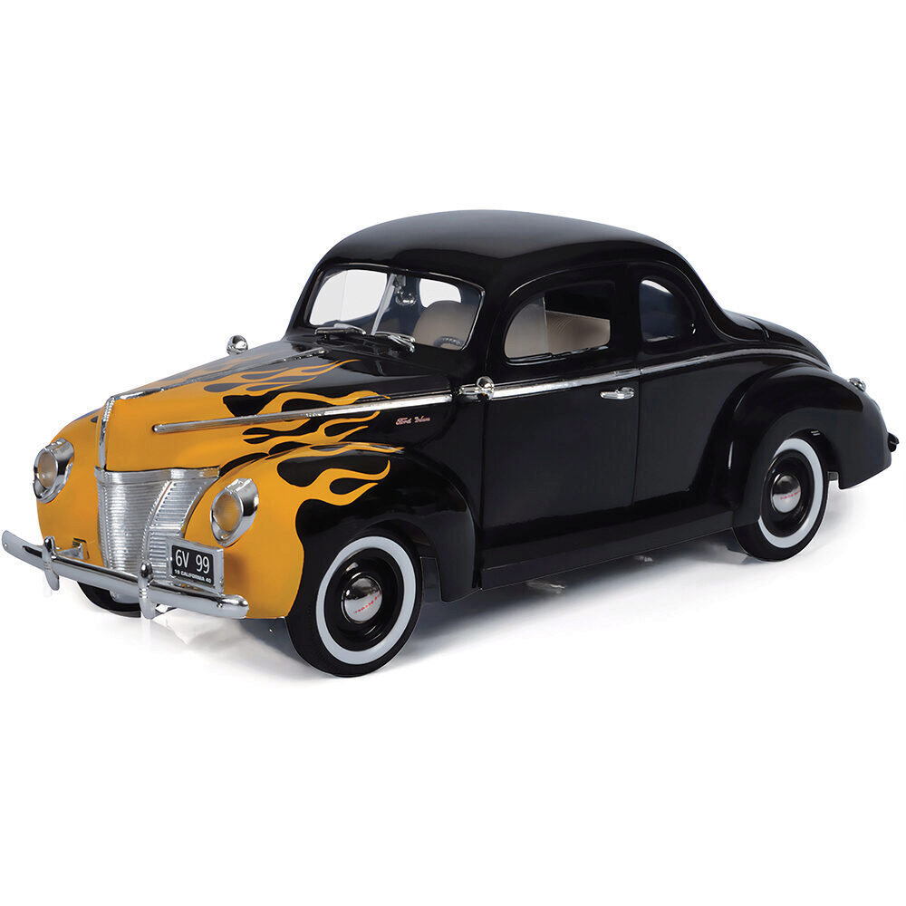 1940 Ford Deluxe Hot Rod Diecast Model | Motormax