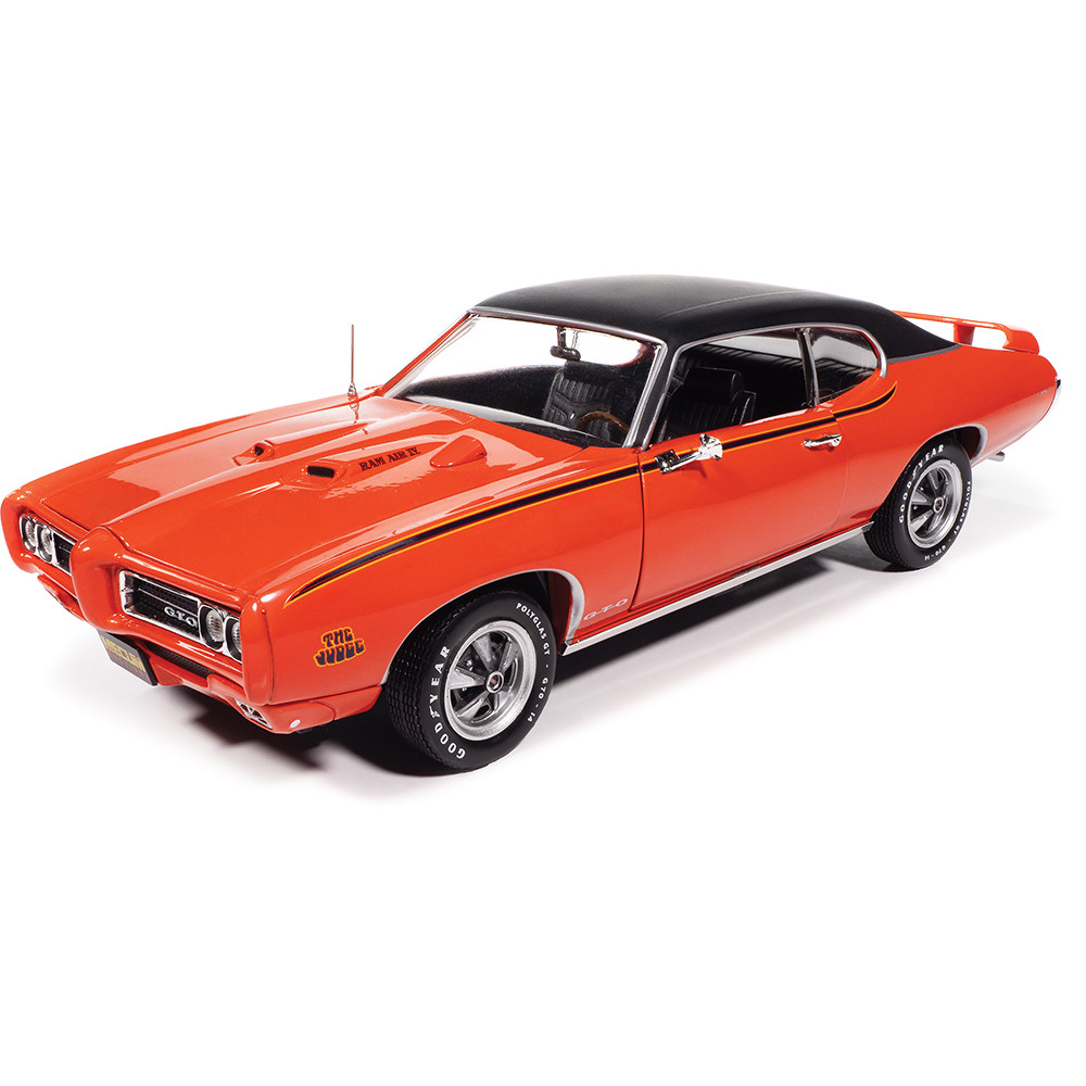 Custom Diecast Cars for Collectors | Fairfield Collectibles