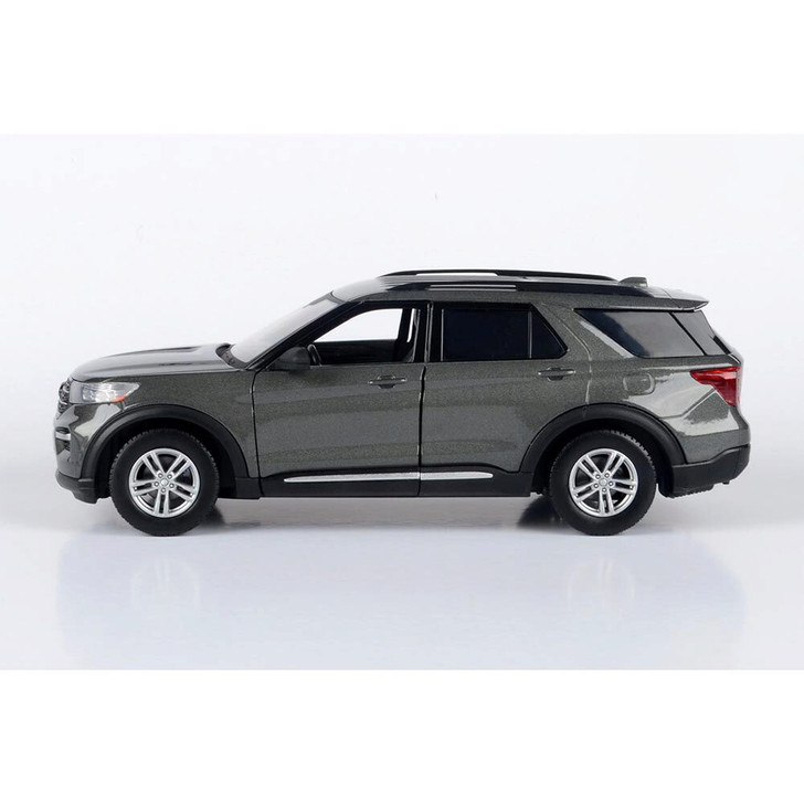 2022 Ford Explorer XLT Carbonized Grey Diecast Model Truck | Motormax