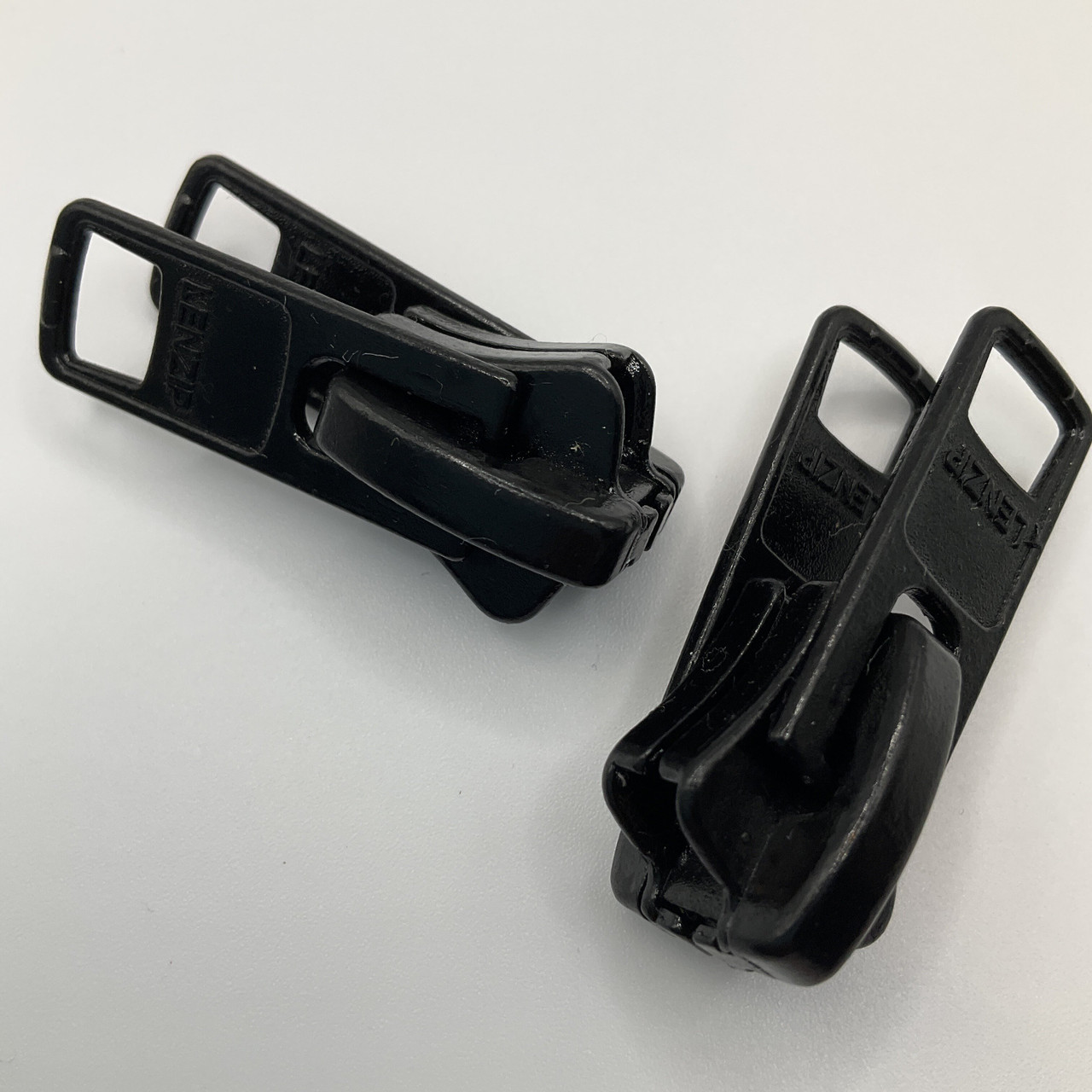 #10 Double Pull Slides Black Zipper - Fabric Warehouse
