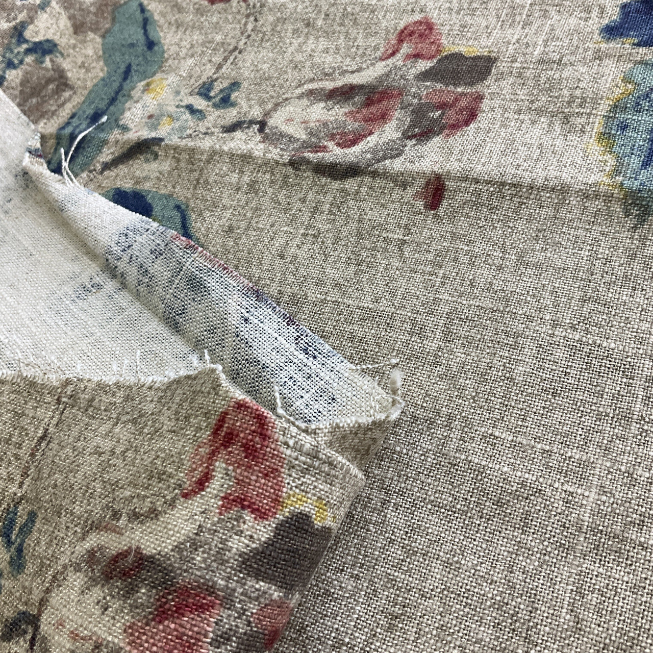 Linen Waverly Nora Floral Slub Duck Linen Medium Weight Duck Fabric