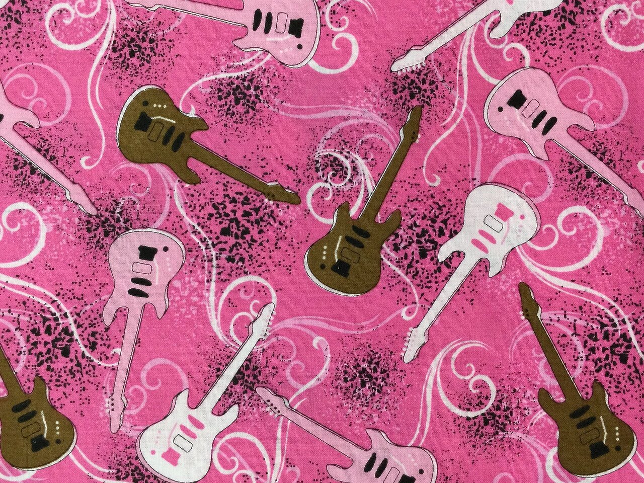 Pink Quilting Fabric - Fabric Warehouse