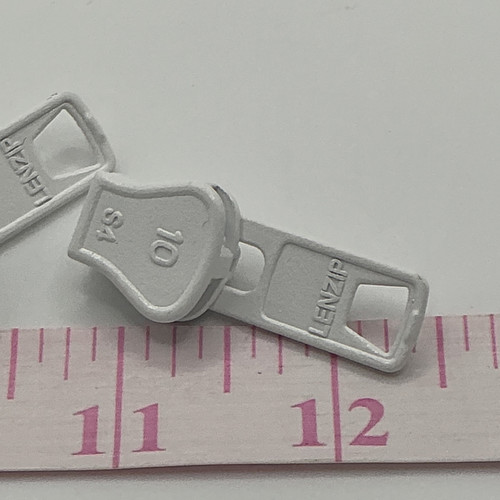 #10 MOLDED PULL. SINGLE PULL WHITE SELF LOCKING - Fabric Warehouse